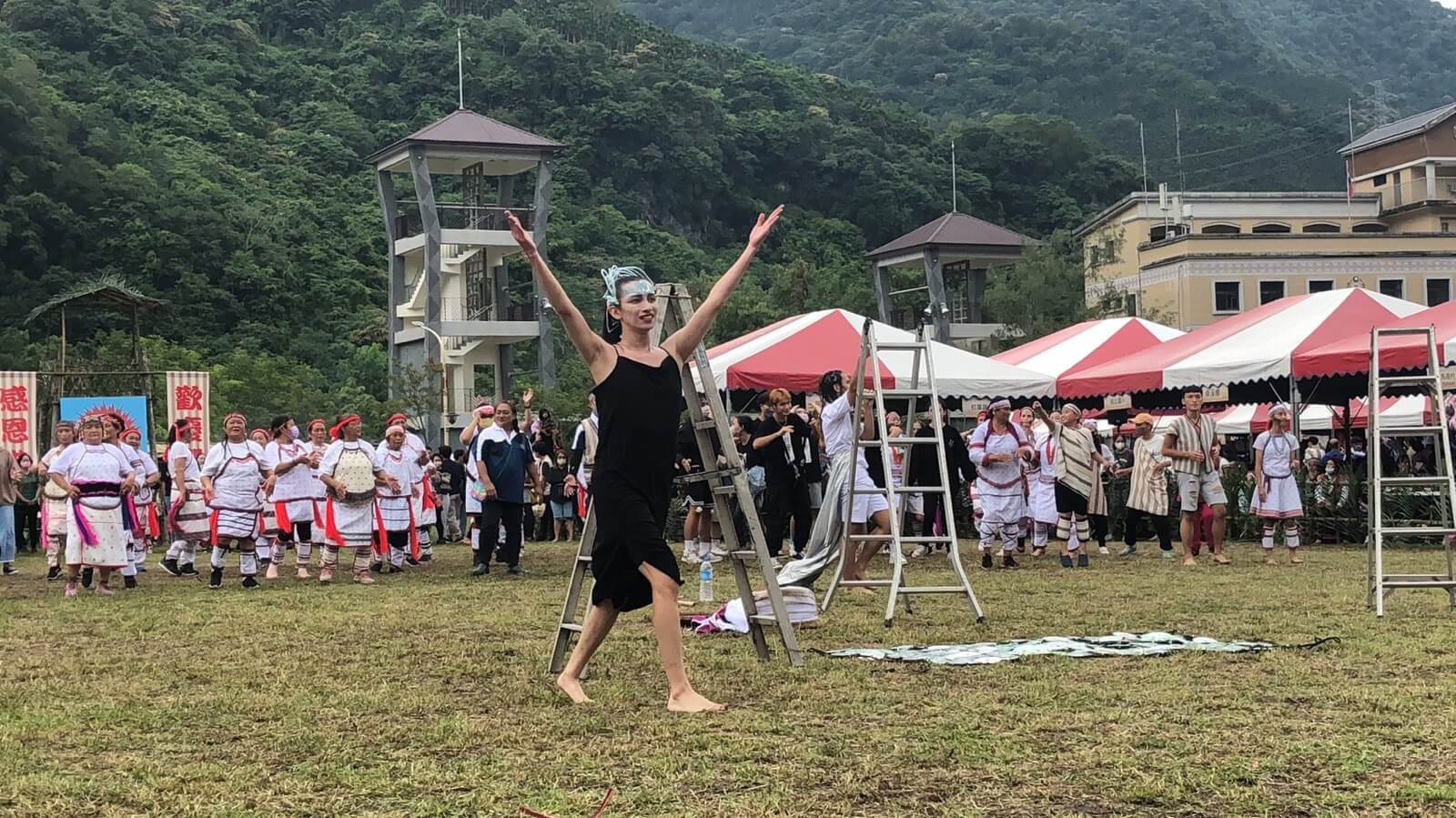 變裝不可少的是與日常生活的連結——專訪游恩恩 Lihan Umaw – 劇說戲言